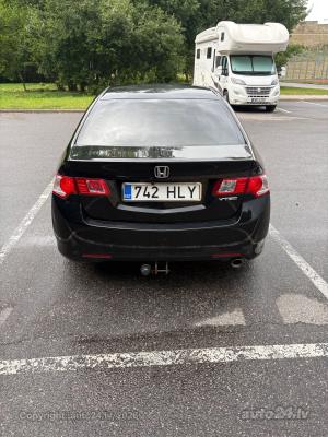 Melns Honda Accord 2008 Tallina, ar dzinēja tilpumu 2.00 L un nobraukumu 288 tūkst. km par 4000 €, foto 5 vietnē AUTOMOTO.COM.LV