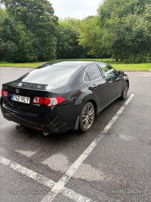Melns Honda Accord 2008 Tallina, ar dzinēja tilpumu 2.00 L un nobraukumu 288 tūkst. km par 4000 €, foto 6 vietnē AUTOMOTO.COM.LV
