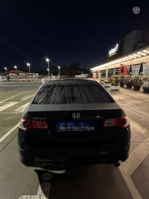 Melns Honda Accord 2008 Viļņa, ar dzinēja tilpumu 2.00 L un nobraukumu 251 tūkst. km par 3300 €, foto 7 vietnē AUTOMOTO.COM.LV