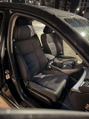 Melns Honda Accord 2008 Viļņa, ar dzinēja tilpumu 2.00 L un nobraukumu 251 tūkst. km par 3300 €, foto 9 vietnē AUTOMOTO.COM.LV