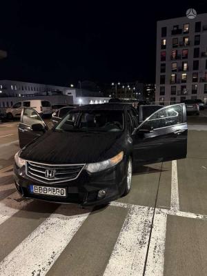 Melns Honda Accord 2008 Viļņa, ar dzinēja tilpumu 2.00 L un nobraukumu 251 tūkst. km par 3300 €, foto 10 vietnē AUTOMOTO.COM.LV