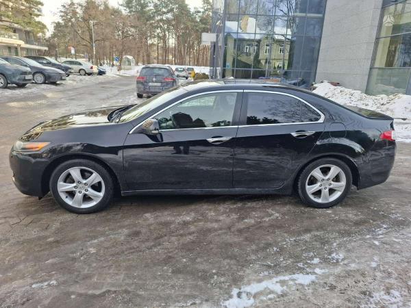 Melns Honda Accord 2009 Viļņa, ar dzinēja tilpumu 2.00 L un nobraukumu 176 tūkst. km par 4300 €, foto 8 vietnē AUTOMOTO.COM.LV