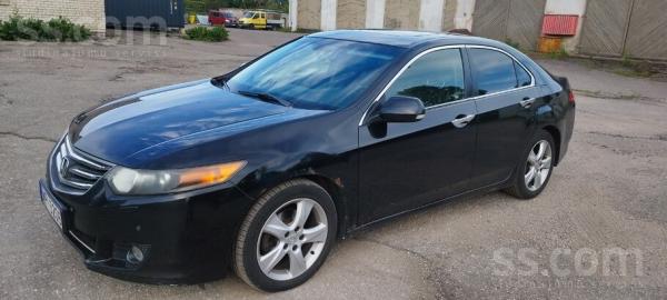 Black Honda Accord 2009 in Jurmala, with an engine capacity of 2.20 L and mileage of 374 thousand km for 1500 €, photo 2 on AUTOMOTO.COM.LV