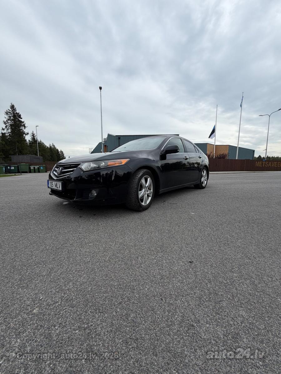 Black Honda Accord 2009 in Tallinn, with an engine capacity of 2.00 L and mileage of 251 thousand km for 3000 €, photo 1 on AUTOMOTO.COM.LV