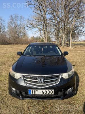 Black Honda Accord 2009 in Kuldiga, with an engine capacity of 2.40 L and mileage of 487 thousand km for 1650 €, photo  on AUTOMOTO.COM.LV