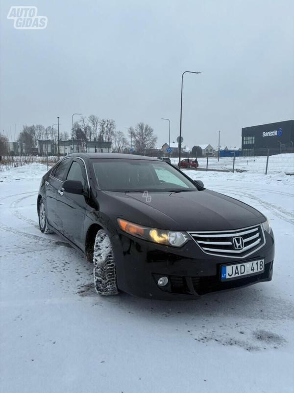 Melns Honda Accord 2010 Kauņa, ar dzinēja tilpumu 2.00 L un nobraukumu 290 tūkst. km par 5500 €, foto 6 vietnē AUTOMOTO.COM.LV