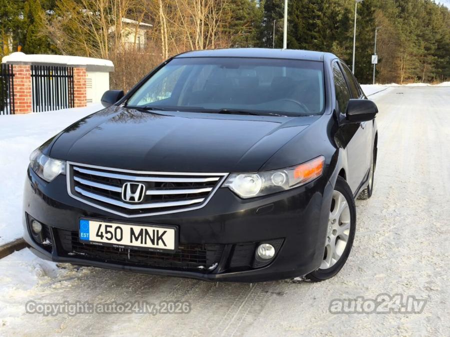 Melns Honda Accord 2010 Tallina, ar dzinēja tilpumu 2.00 L un nobraukumu 218 tūkst. km par 4998 €, foto 2 vietnē AUTOMOTO.COM.LV