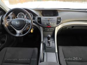 Melns Honda Accord 2010 Tallina, ar dzinēja tilpumu 2.00 L un nobraukumu 218 tūkst. km par 4998 €, foto 11 vietnē AUTOMOTO.COM.LV
