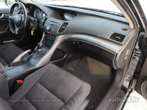 Melns Honda Accord 2010 Tallina, ar dzinēja tilpumu 2.00 L un nobraukumu 218 tūkst. km par 4998 €, foto 12 vietnē AUTOMOTO.COM.LV