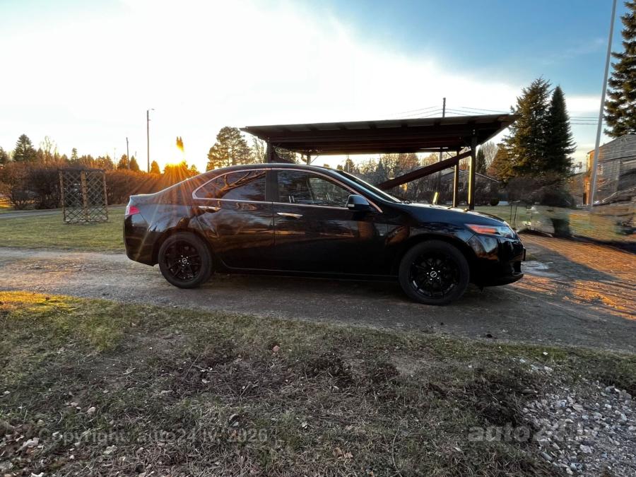 Black Honda Accord 2010 in Tallinn, with an engine capacity of 2.20 L and mileage of 300 thousand km for 5700 €, photo 10 on AUTOMOTO.COM.LV