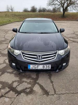 Black Honda Accord 2011 in Kaunas, with an engine capacity of 2.40 L and mileage of 290 thousand km for 5950 €, photo 18 on AUTOMOTO.COM.LV