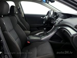 Melns Honda Accord 2011 Tallina, ar dzinēja tilpumu 2.00 L un nobraukumu 374 tūkst. km par 2999 €, foto 6 vietnē AUTOMOTO.COM.LV