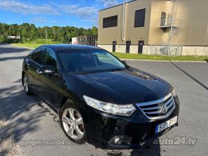 Black Honda Accord 2011 in Tallinn, with an engine capacity of 2.00 L and mileage of 230 thousand km for 4200 €, photo  on AUTOMOTO.COM.LV