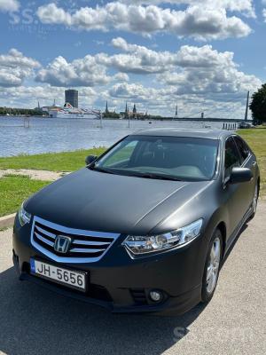 Melns Honda Accord 2013 Rīga, ar dzinēja tilpumu 2.40 L un nobraukumu 133 tūkst. km par 8390 €, foto 3 vietnē AUTOMOTO.COM.LV