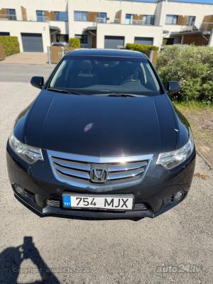 Black Honda Accord 2015 in Tallinn, with an engine capacity of 2.00 L and mileage of 144 thousand km for 10000 €, photo  on AUTOMOTO.COM.LV