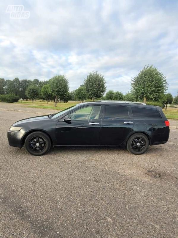 Melns Honda Accord 2004 Kauņa, ar dzinēja tilpumu 2.20 L un nobraukumu 386 tūkst. km par 950 €, foto 3 vietnē AUTOMOTO.COM.LV