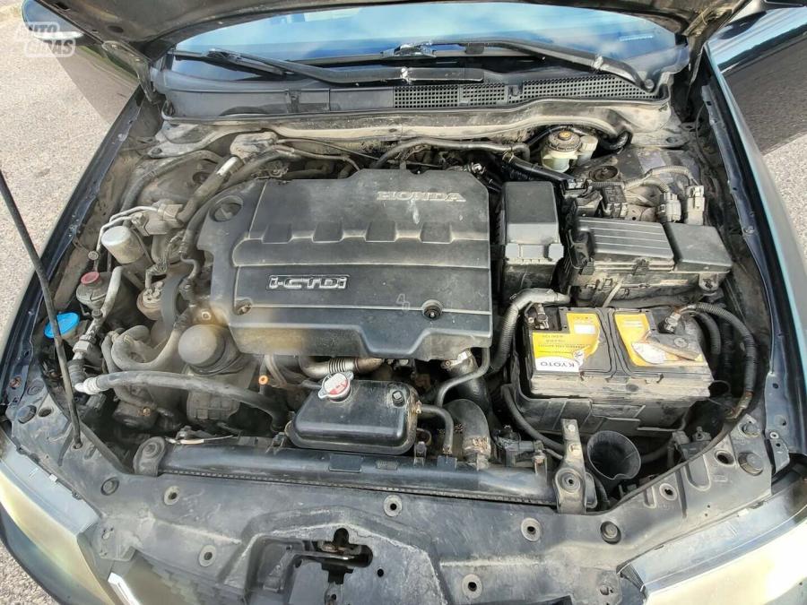 Black Honda Accord 2004 in Kaunas, with an engine capacity of 2.20 L and mileage of 386 thousand km for 950 €, photo 11 on AUTOMOTO.COM.LV