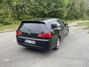 Melns Honda Accord 2004 Rīga, ar dzinēja tilpumu 2.20 L un nobraukumu 304 tūkst. km par 1550 €, foto 3 vietnē AUTOMOTO.COM.LV