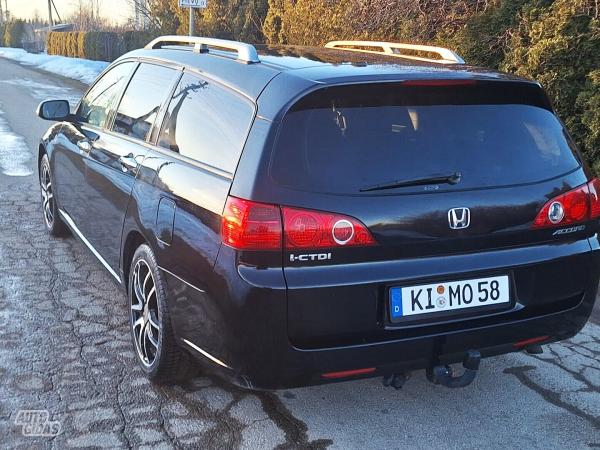 Melns Honda Accord 2005 Mažeikiai, ar dzinēja tilpumu 2.20 L un nobraukumu 243 tūkst. km par 2650 €, foto 7 vietnē AUTOMOTO.COM.LV