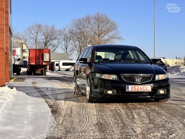 Черный Хонда Аккорд 2006 в Клайпеда, объемом двигателя 2.40 л и пробегом 250 тыс. км за 5500 €, фото 1 на AUTOMOTO.COM.LV