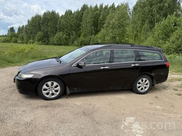 Черный Хонда Аккорд 2006 в Рига, объемом двигателя 2.00 л и пробегом 187 тыс. км за 1200 €, фото 2 на AUTOMOTO.COM.LV