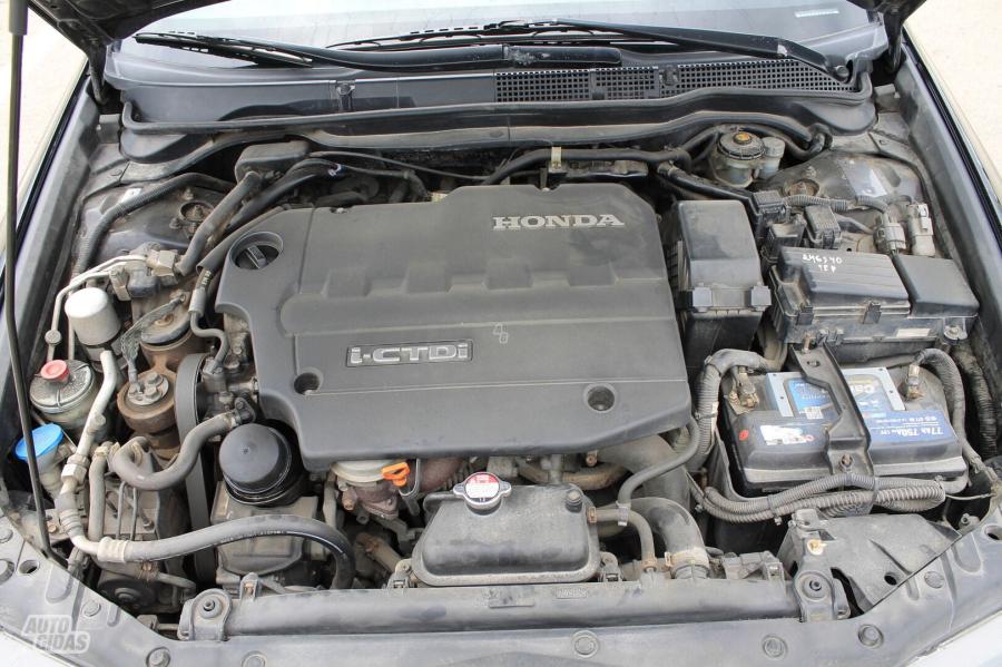 Black Honda Accord 2007 in Siauliai, with an engine capacity of 2.20 L and mileage of 252 thousand km for 800 €, photo 21 on AUTOMOTO.COM.LV