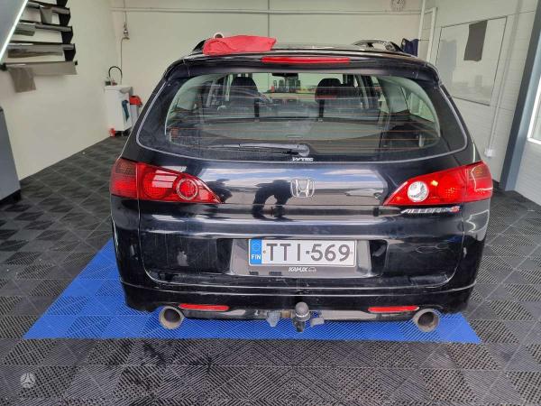 Black Honda Accord 2007 in Kaunas, with an engine capacity of 2.40 L and mileage of 263 thousand km for 3850 €, photo 7 on AUTOMOTO.COM.LV
