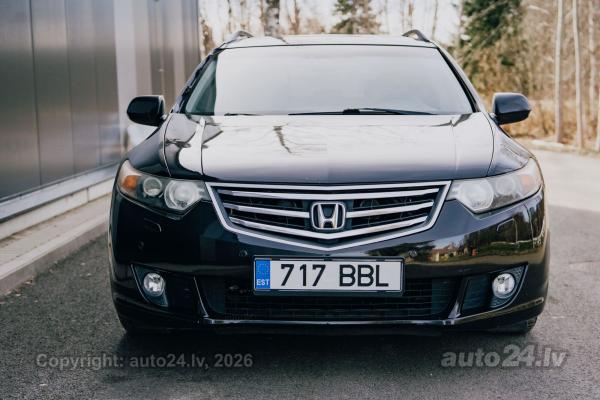 Melns Honda Accord 2008 Tallina, ar dzinēja tilpumu 2.40 L un nobraukumu 265 tūkst. km par 2900 €, foto 3 vietnē AUTOMOTO.COM.LV
