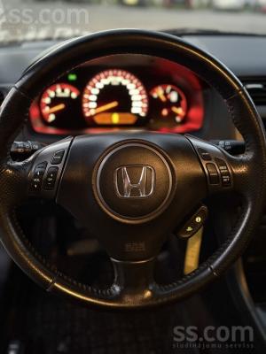 Black Honda Accord 2008 in Liepaja, with an engine capacity of 2.20 L and mileage of 262 thousand km for 2000 €, photo 15 on AUTOMOTO.COM.LV