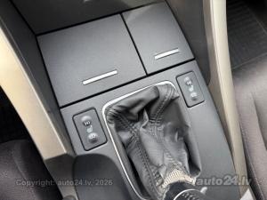 Black Honda Accord 2008 in Tartu, with an engine capacity of 2.20 L and mileage of 279 thousand km for 1999 €, photo 16 on AUTOMOTO.COM.LV