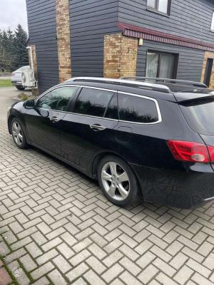 Black Honda Accord 2009 in Marijampole, with an engine capacity of 2.20 L and mileage of 300 thousand km for 2400 €, photo 6 on AUTOMOTO.COM.LV