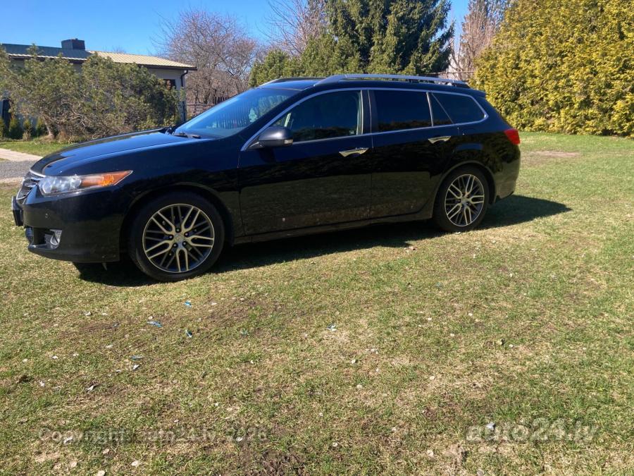 Black Honda Accord 2009 in Tallinn, with an engine capacity of 2.20 L and mileage of 394 thousand km for 3500 €, photo 7 on AUTOMOTO.COM.LV