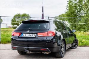 Melns Honda Accord 2009 Rīga, ar dzinēja tilpumu 2.20 L un nobraukumu 285 tūkst. km par 3790 €, foto 8 vietnē AUTOMOTO.COM.LV
