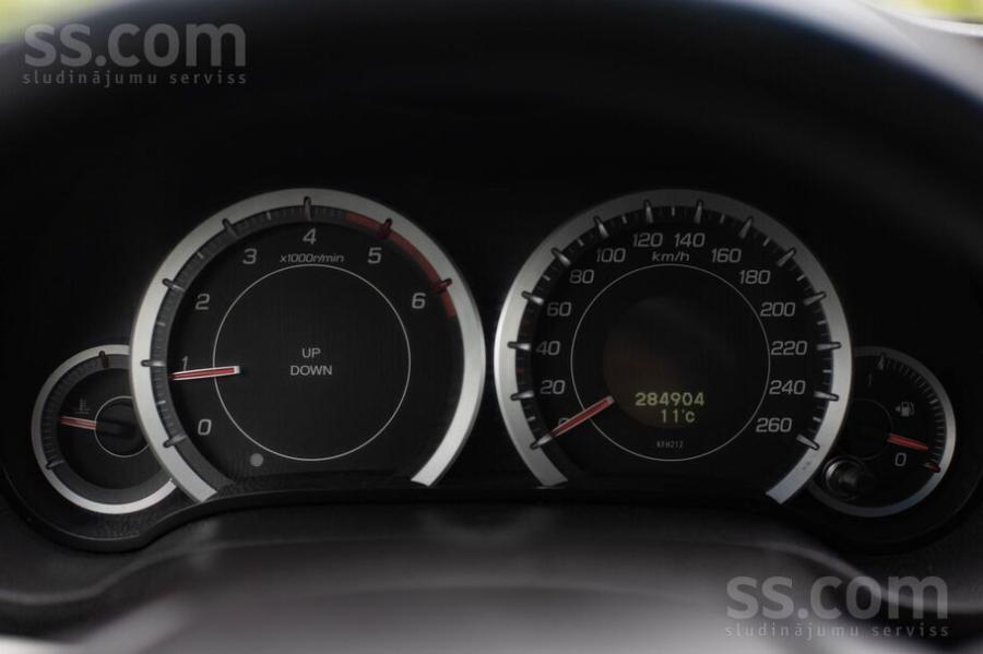 Melns Honda Accord 2009 Rīga, ar dzinēja tilpumu 2.20 L un nobraukumu 285 tūkst. km par 3790 €, foto 19 vietnē AUTOMOTO.COM.LV
