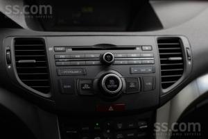 Melns Honda Accord 2009 Rīga, ar dzinēja tilpumu 2.20 L un nobraukumu 285 tūkst. km par 3790 €, foto 21 vietnē AUTOMOTO.COM.LV