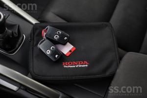 Melns Honda Accord 2009 Rīga, ar dzinēja tilpumu 2.20 L un nobraukumu 285 tūkst. km par 3790 €, foto 25 vietnē AUTOMOTO.COM.LV