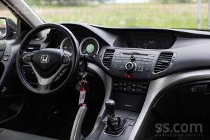 Melns Honda Accord 2009 Rīga, ar dzinēja tilpumu 2.20 L un nobraukumu 285 tūkst. km par 3790 €, foto 26 vietnē AUTOMOTO.COM.LV