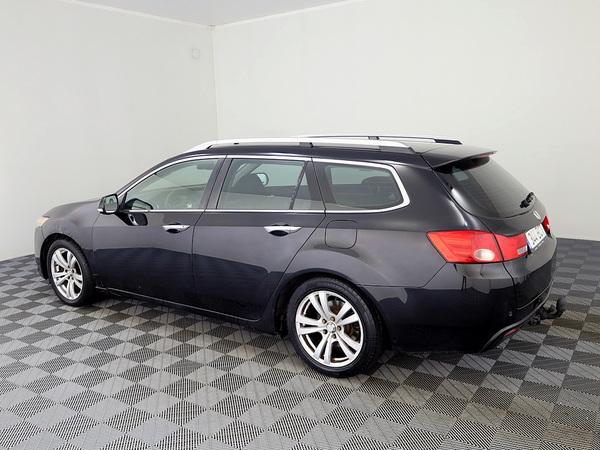 Melns Honda Accord 2009 Tallina, ar dzinēja tilpumu 2.20 L un nobraukumu 262 tūkst. km par 999 €, foto 4 vietnē AUTOMOTO.COM.LV
