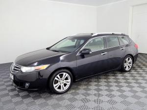 Black Honda Accord 2009 in Tallinn, with an engine capacity of 2.20 L and mileage of 262 thousand km for 999 €, photo 10 on AUTOMOTO.COM.LV