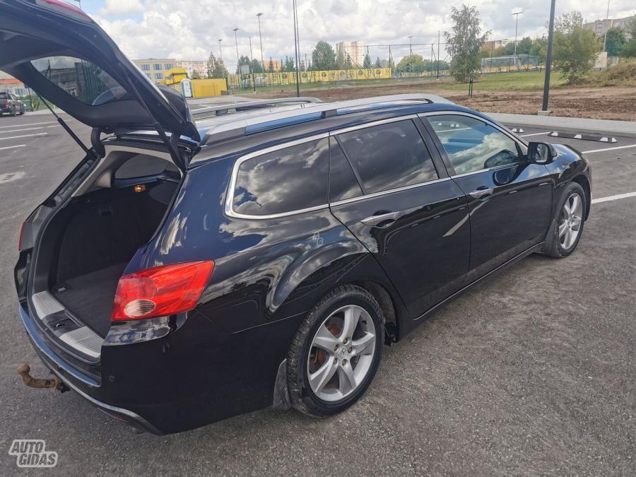 Black Honda Accord 2011 in Siauliai, with an engine capacity of 2.20 L and mileage of 322 thousand km for 4700 €, photo 7 on AUTOMOTO.COM.LV
