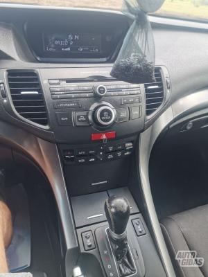 Black Honda Accord 2011 in Siauliai, with an engine capacity of 2.20 L and mileage of 322 thousand km for 4700 €, photo 11 on AUTOMOTO.COM.LV
