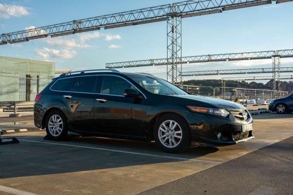 Melns Honda Accord 2011 Kauņa, ar dzinēja tilpumu 2.20 L un nobraukumu 269 tūkst. km par 2800 €, foto 4 vietnē AUTOMOTO.COM.LV