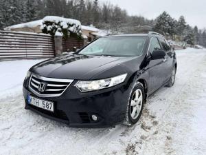 Black Honda Accord 2012 in Vilnius, with an engine capacity of 2.20 L and mileage of 390 thousand km for 3900 €, photo  on AUTOMOTO.COM.LV