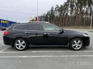 Melns Honda Accord 2012 Rīga, ar dzinēja tilpumu 2.00 L un nobraukumu 208 tūkst. km par 3700 €, foto 8 vietnē AUTOMOTO.COM.LV