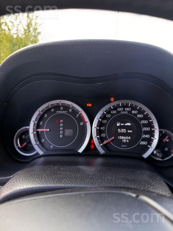 Black Honda Accord 2013 in Riga, with an engine capacity of 2.30 L and mileage of 138 thousand km for 6777 €, photo 6 on AUTOMOTO.COM.LV