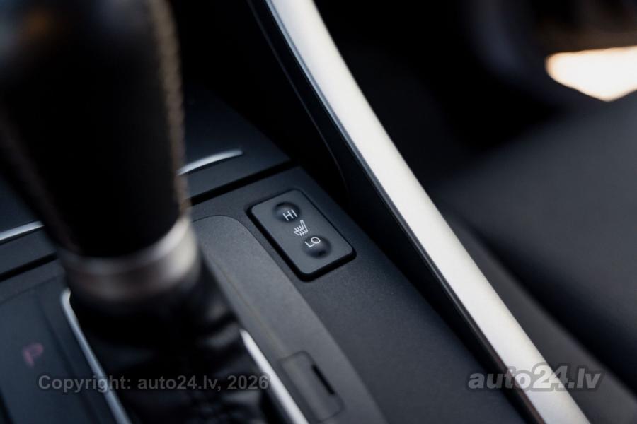 Black Honda Accord 2014 in Tallinn, with an engine capacity of 2.00 L and mileage of 132 thousand km for 9350 €, photo 19 on AUTOMOTO.COM.LV