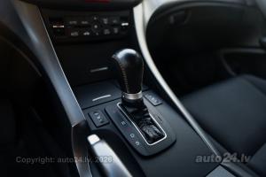 Black Honda Accord 2014 in Tallinn, with an engine capacity of 2.00 L and mileage of 132 thousand km for 9350 €, photo 20 on AUTOMOTO.COM.LV