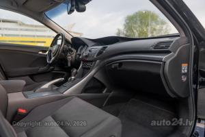 Black Honda Accord 2014 in Tallinn, with an engine capacity of 2.00 L and mileage of 132 thousand km for 9350 €, photo 24 on AUTOMOTO.COM.LV