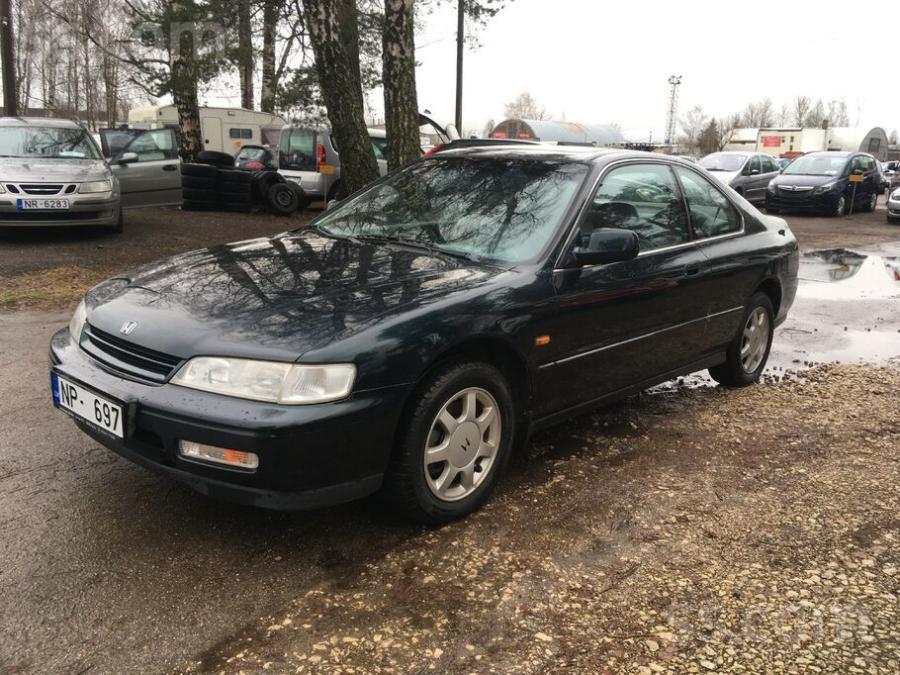 Blue Honda Accord 1995 in Riga, with an engine capacity of 2.20 L and mileage of 0 thousand km for 3500 €, photo 8 on AUTOMOTO.COM.LV