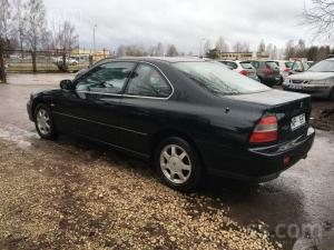 Blue Honda Accord 1995 in Riga, with an engine capacity of 2.20 L and mileage of 0 thousand km for 3500 €, photo 9 on AUTOMOTO.COM.LV